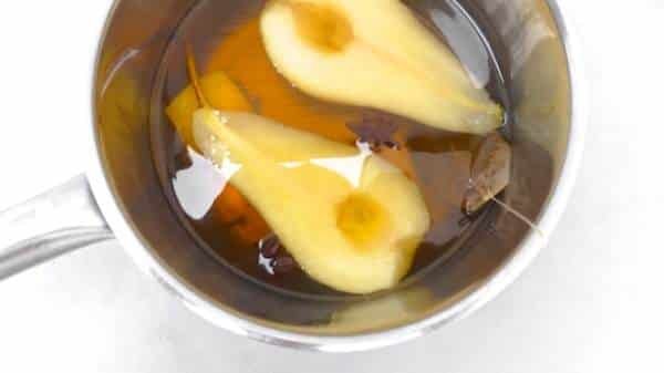 Easy Spiced Poached Pears in Red Wine | Simple. Tasty. Good.